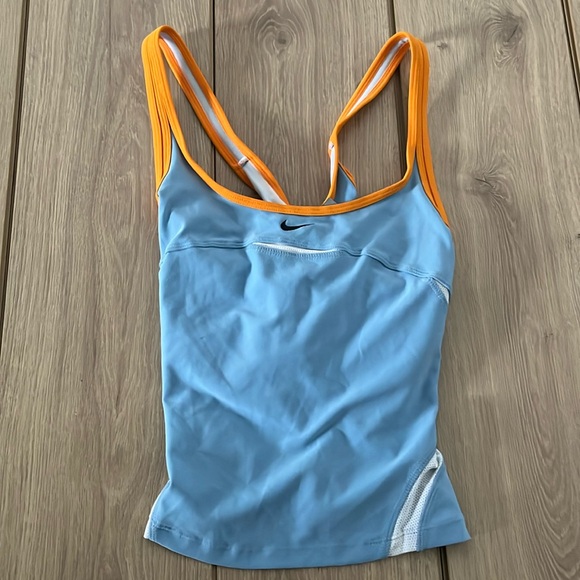 Nike | Tops | Nike Womens Workout Top | Poshmark